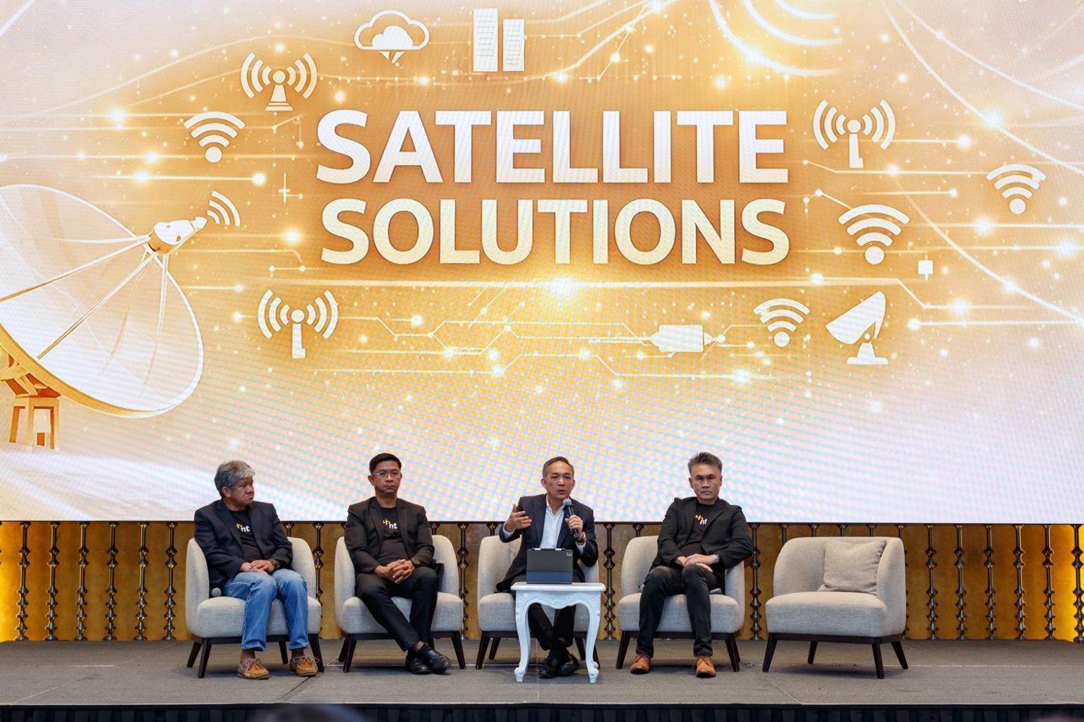 NT เปิดยุทธศาสตร์ปี 2569 รุกธุรกิจ Cloud & AI เต็มพิกัด! ดันโปรเจกต์ ...